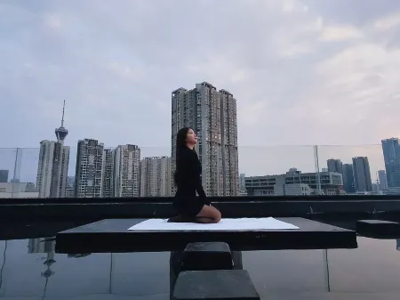 Ulasan Chengdu Cloud Hotel (Hongxing Bridge Metro Station Branch): 820 ...