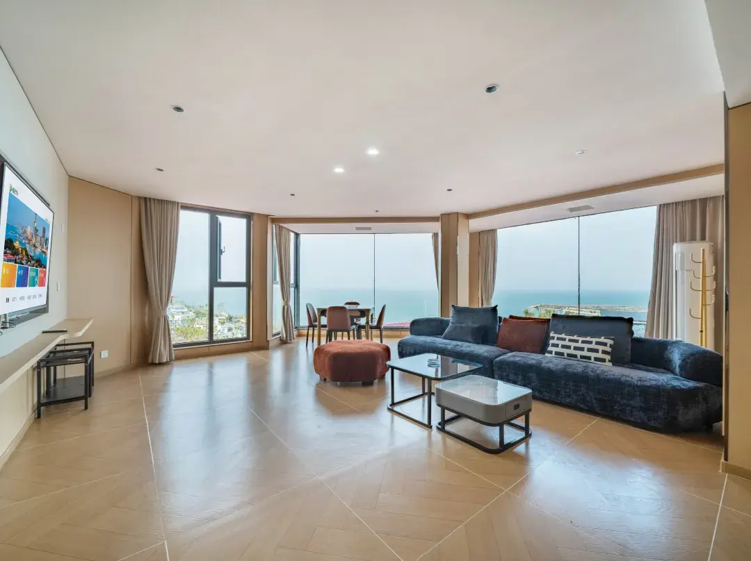 Lianyungang Zhenxuan Hotel - Lianyungang