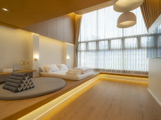 Vaeh Viean At Silom - Bang Rak