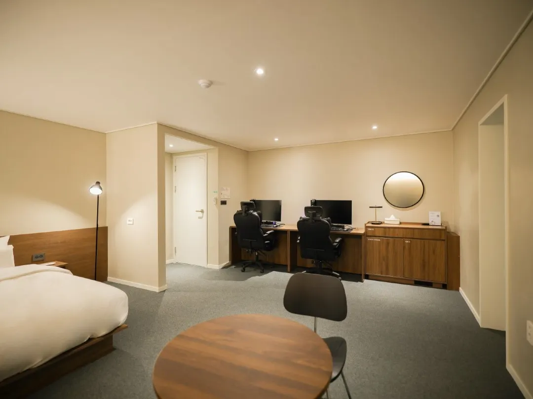 Aank Hotel Suwon - Gongju-si