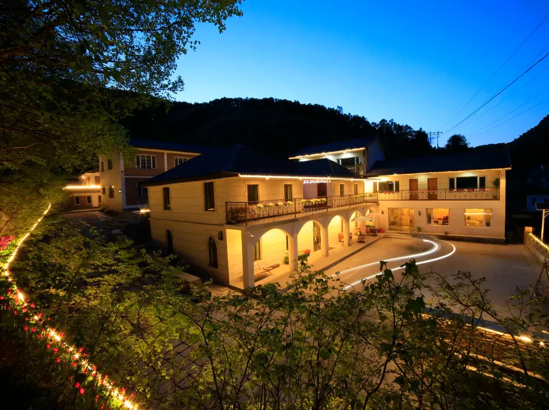 Beijing Ling Valley Yiyujing Villa - 北京