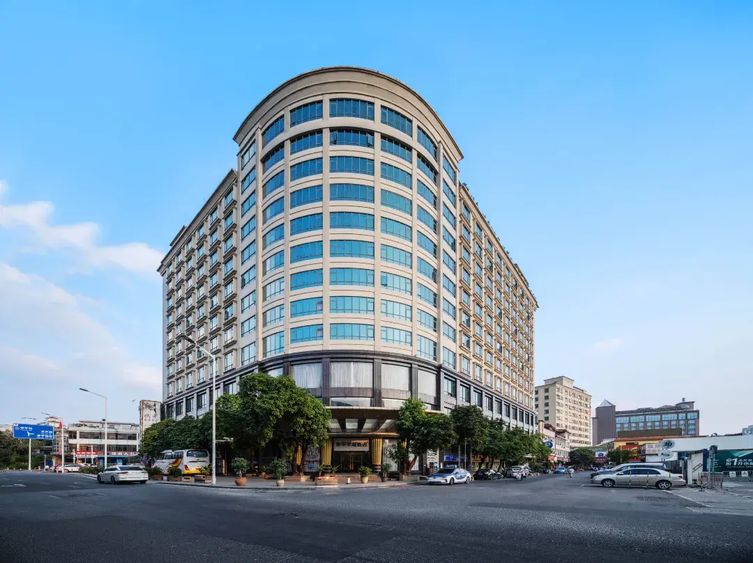 Cp Peninsula Hotel - 東莞市