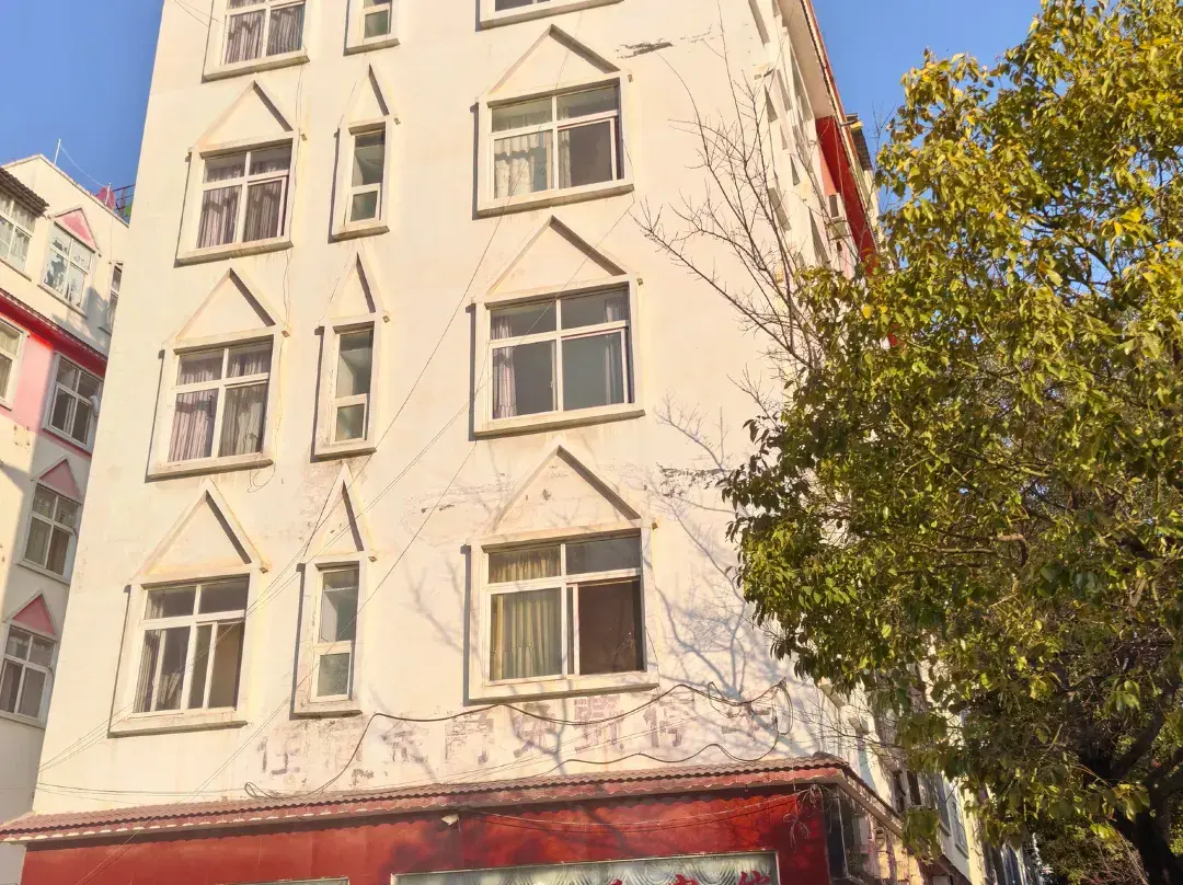 Zhaoyang Dingjue Hotel - Zhaotong