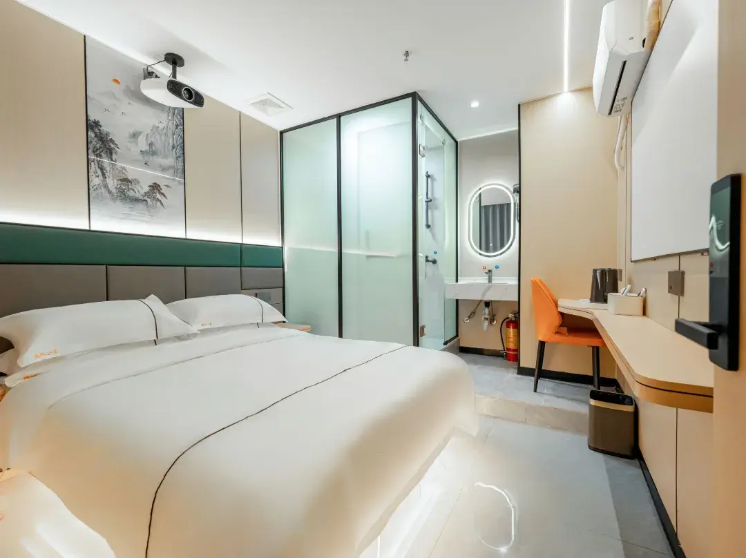 Penghui Apartment - Hong Kong