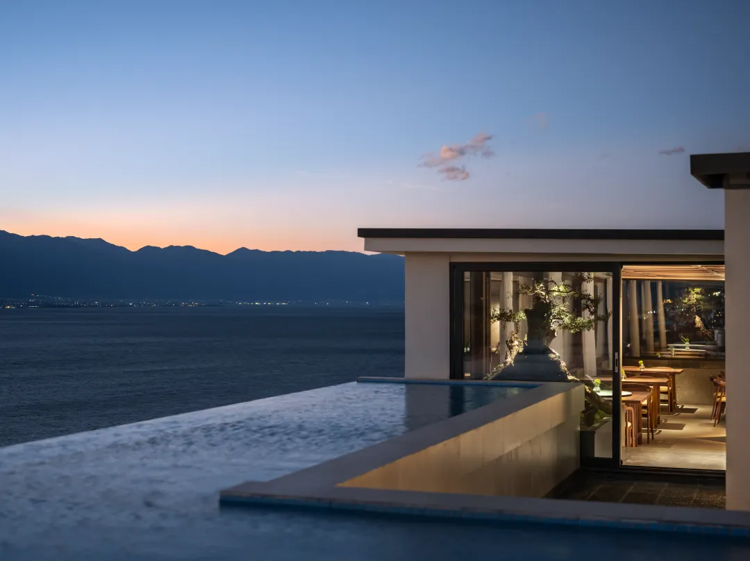 Dali Twelve Clouds Villa Seaview Hotel - Dali