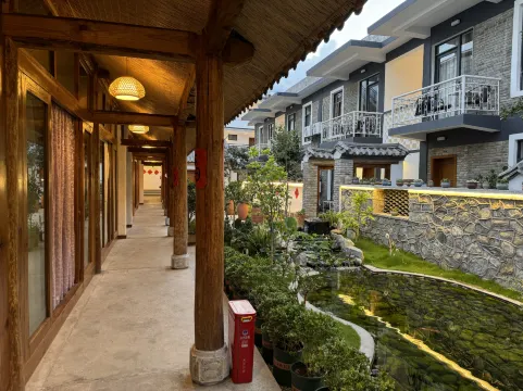 Dali Old City Saijia Garden B&b Hote - Dali