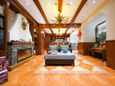 Yake Town Holiday Hotel - Harbin