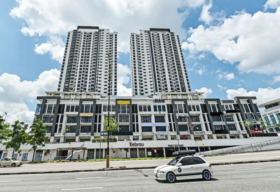 OYO Home 90452 1 Tebrau Residence Jep Dream House (Plentong), Giá Cập ...