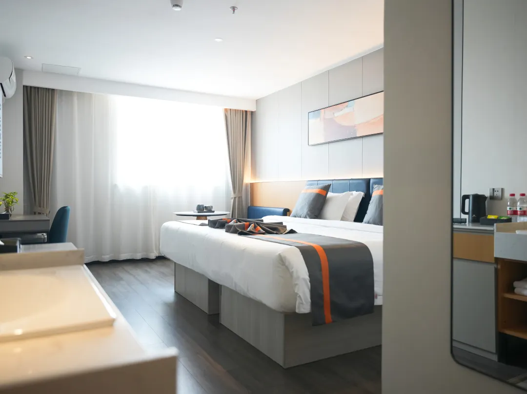 Home Inn Ribbon Cloud Hotel - Nantong
