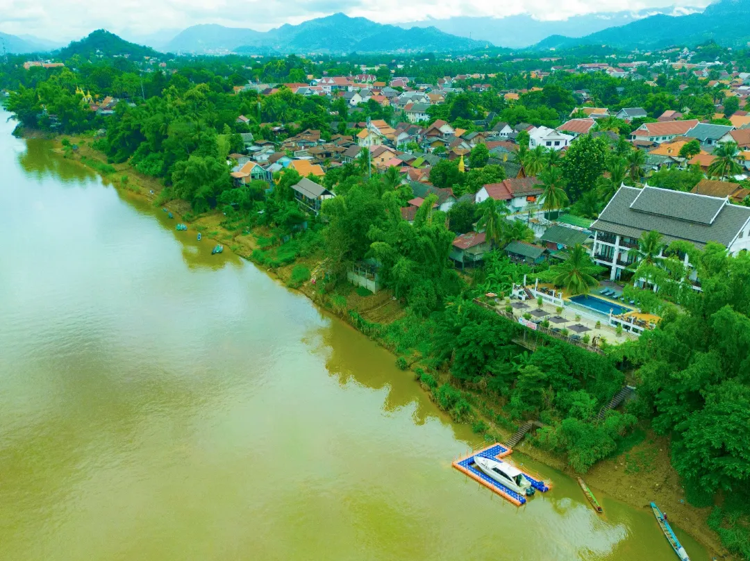 Mekong Theme Hostel, Affiliated By Huaye - Luang Prabang
