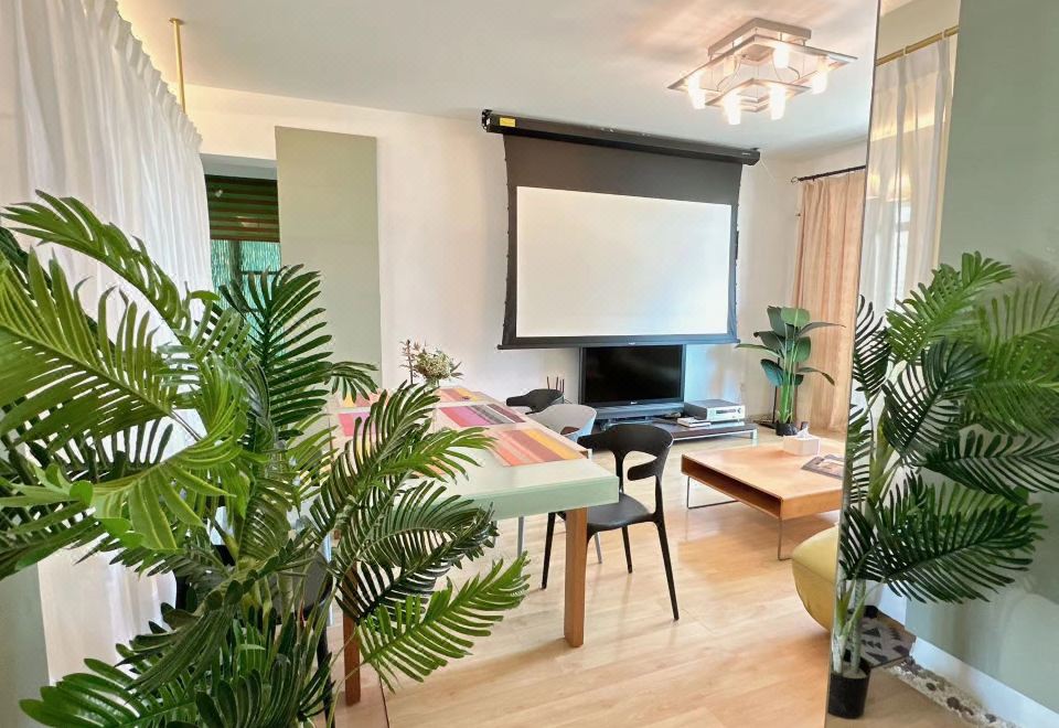 Huasu Homestay (New International Expo Center)(花溯民宿(新国际博览中心店 ...