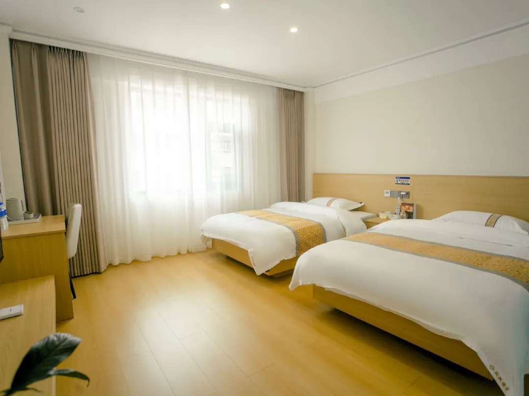 Zhaotong Kaifeng Hotel - Zhaotong