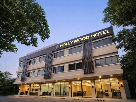 Hollywood Hotel Puerto Princesa - Puerto Princesa