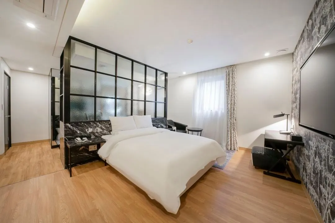 Circle Hotel Incheon - 시흥시