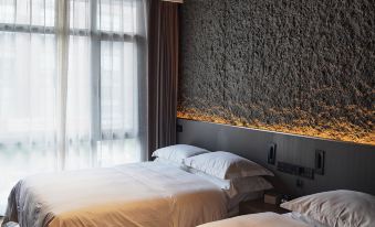 Dalian Lisi Holiday Hotel (Dalian Zhongshan Square), Dalian - 2025 ...