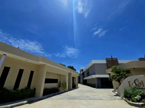 R-sai Sriracha - Si Racha