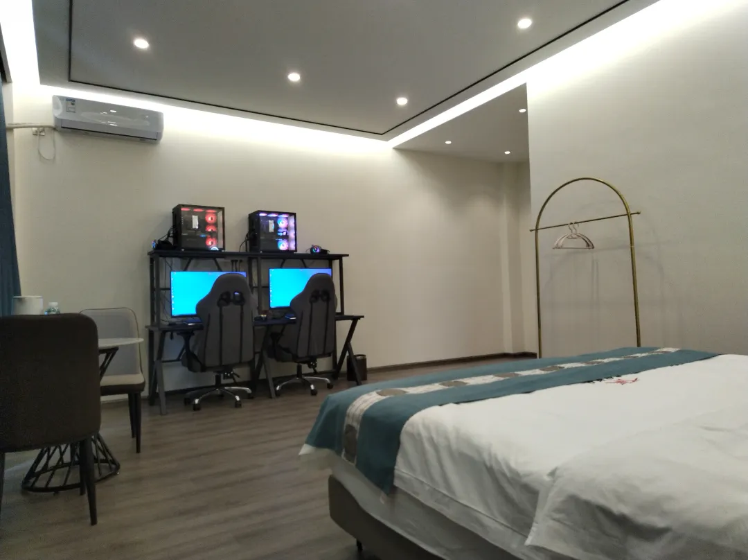 Dali Tengxin E-sports Hotel - Dali
