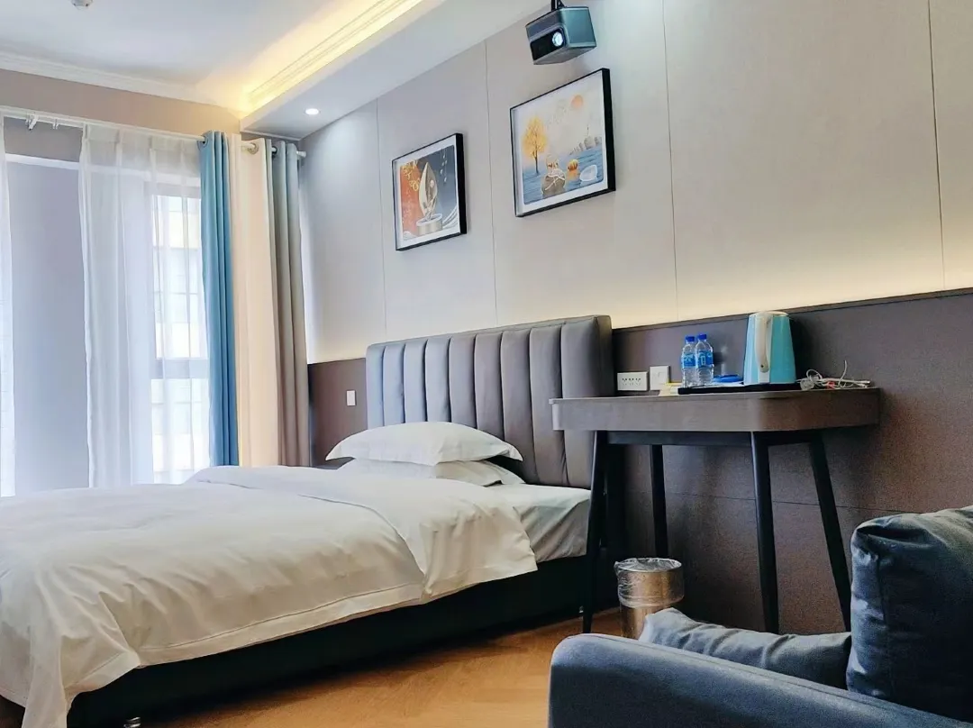 Kunming Junman Hotel (Kunming Railway Station Branch} - Kunming