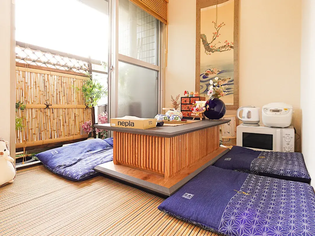Sakuraya・shisaibashi /Namba /Japanese Style Apartment - Osaka, Japan