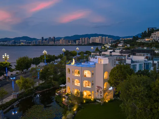 Dali January Harboring Heart Seaview Guesthouse - Dali