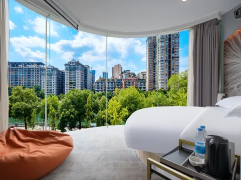 Fengxiang Yisu Hotel) - Chengdu