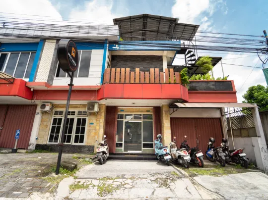 Peta Lodge Backpacker Hostel - Yogyakarta