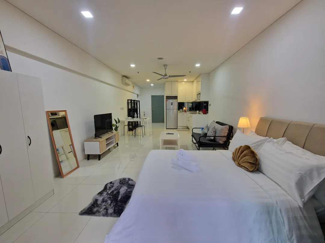 Summer Suites Klcc 8 Min Walk@wifi+netflix By Atiq - Kuala Lumpur