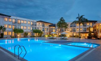 Holiday Inn & Suites BATANGAS LIMAPARK by IHG, Malvar - Best Rates ...