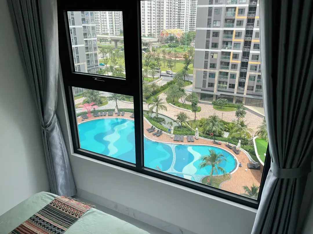 Phong Linh Homestay 30 Apartments Vinhomes Grand Park - 胡志明市