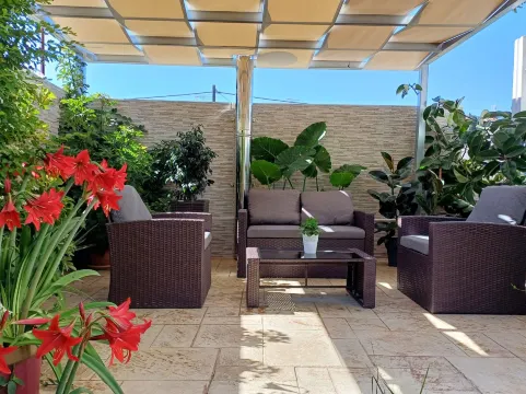 Melinta Stay - Near Airport, Rafina Port & Sea - Луца