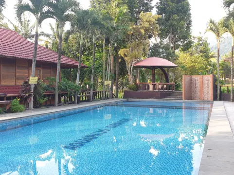 Aquarius Orange Hotel & Villa - Bogor