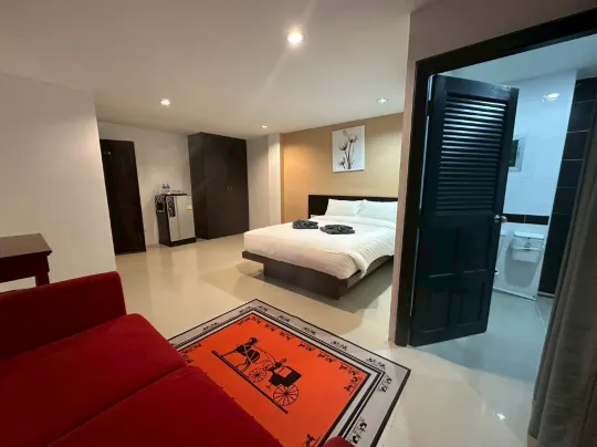 Patong Gray House - Patong Beach