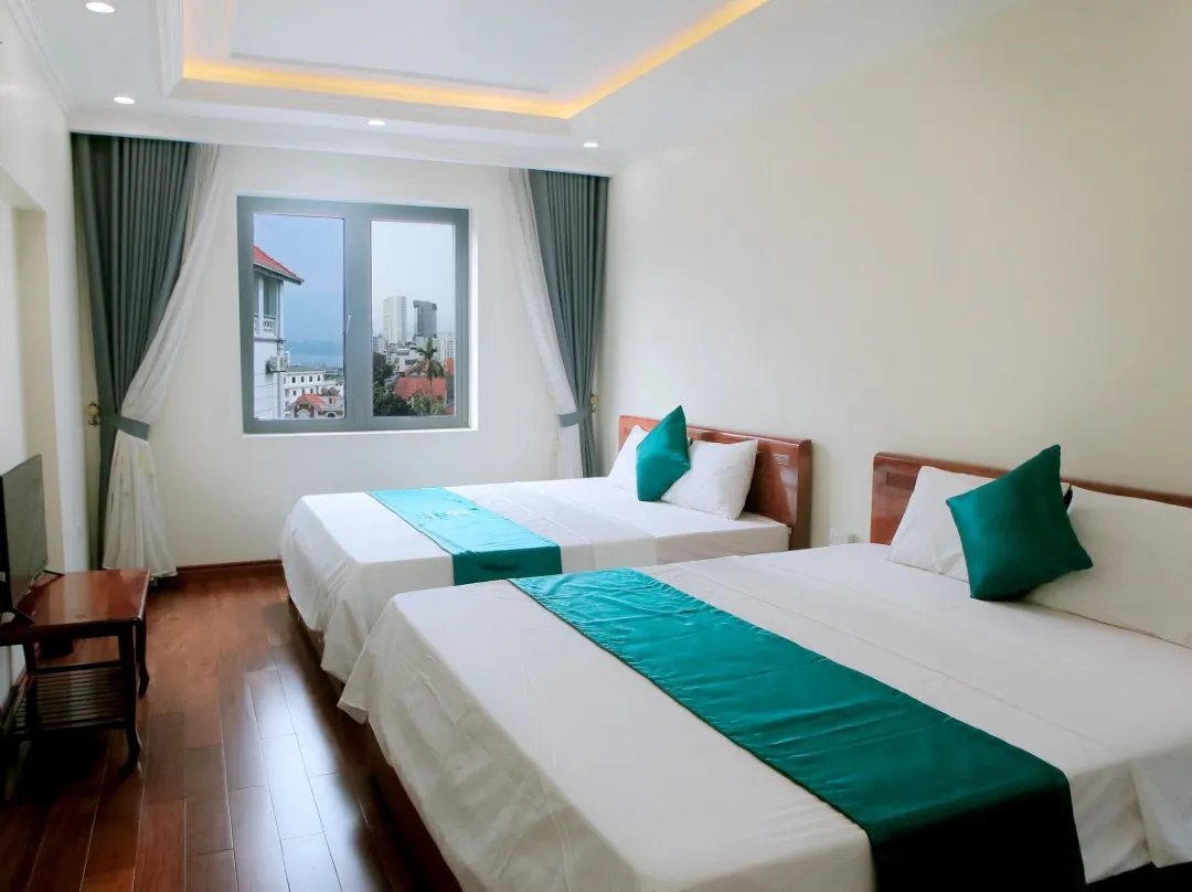 Kim's Homestay & Villa - 下龍市