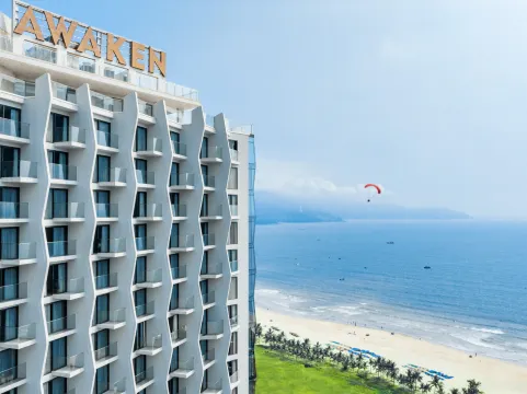 Awaken Da Nang Hotel - Đà Nẵng