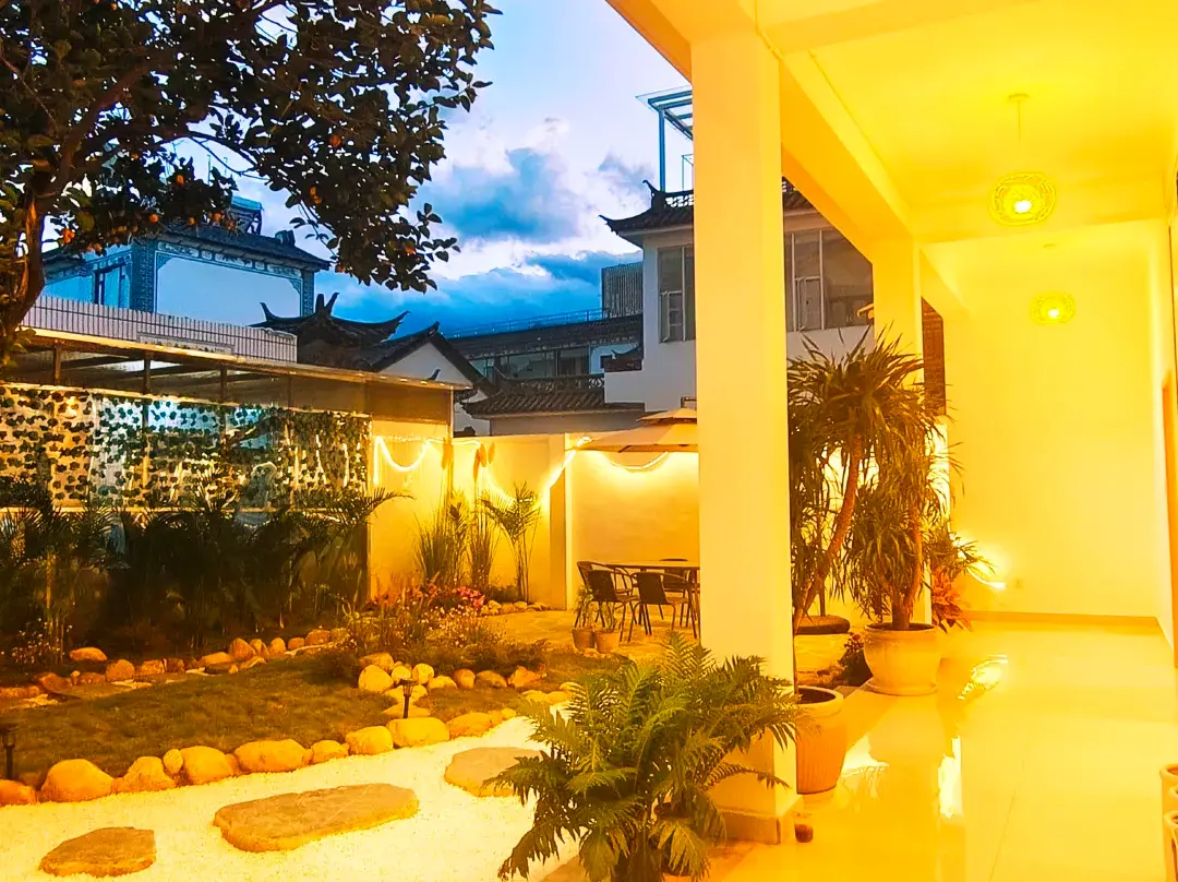 Grand View Flower Homestay - Dali