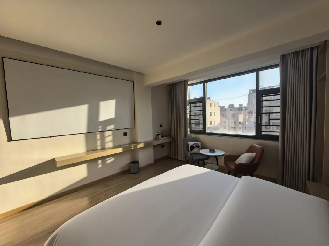 Zhaotong Fuzhou Hotel Jinhai Building Materials City, Shenggeng Cultural Park) - Zhaotong