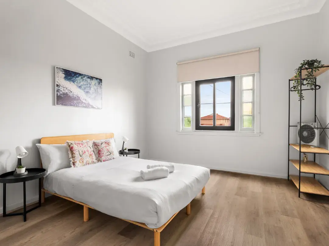 Convenient Transport-linked Stay In Belmore - Sydney