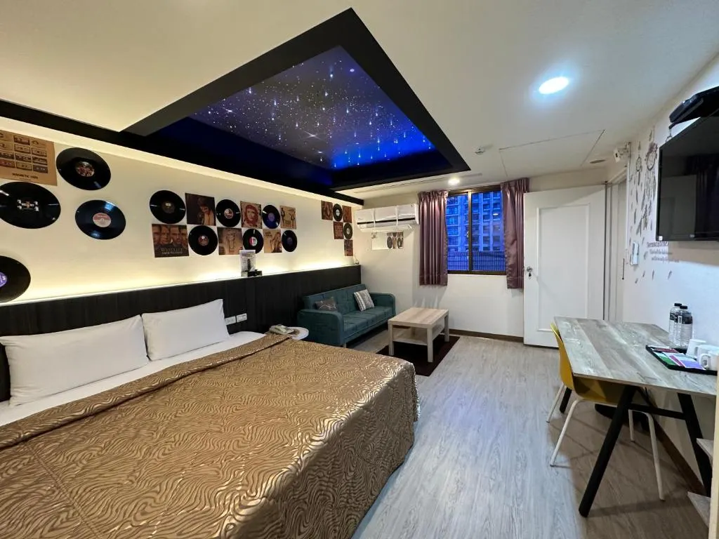 Joy Garden Hotel - 仁武區