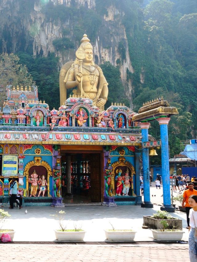🙏 : Batu Caves เที่ยวกัวลาลัมเปอร์ มาเลเซีย | Trip.com บาตู เคฟ