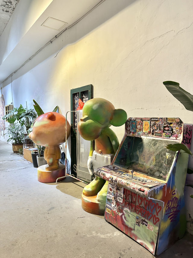 Shanghai M50 Art District 🎨 A Stylish Art Stroll Course Near Tianan ...