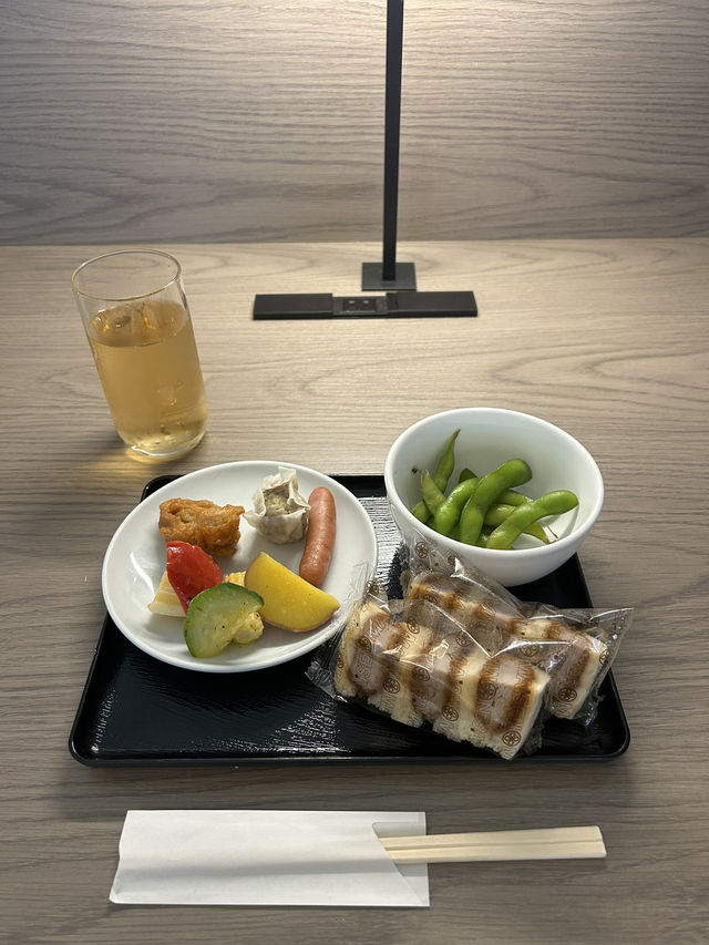 【東京・羽田空港】国際線でプライオリティパスが使えるラウンジ | Trip.com 東京