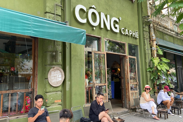 Be like a Vietnamese 🇻🇳 in Cong Caphe | Trip.com Ho Chi Minh City