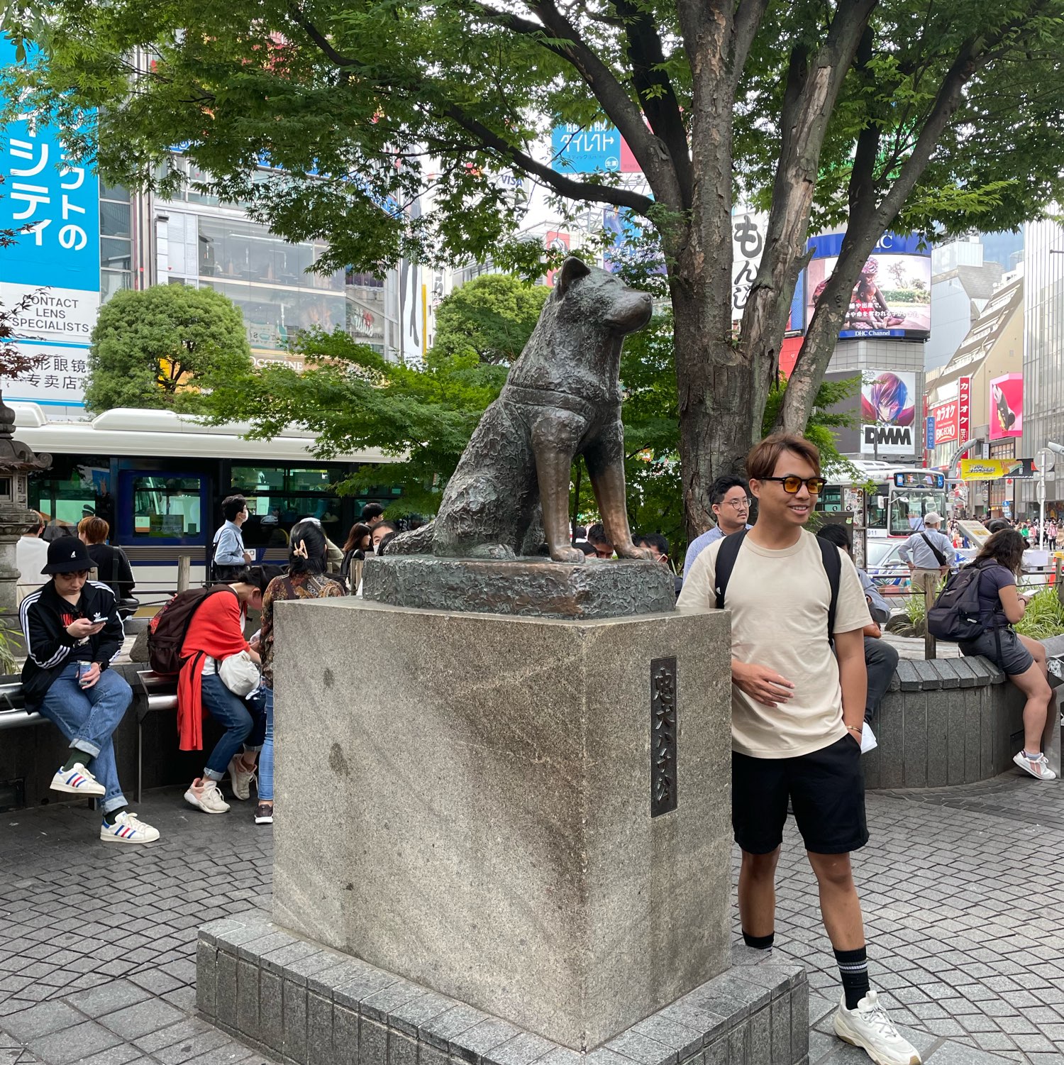 Hachiko Statue
