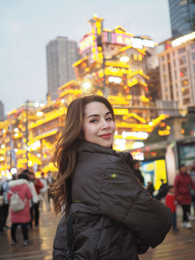 Hong ya dong เมืองฉงชิ่ง | Trip.com ฉงชิ่ง