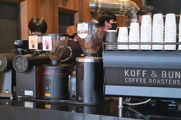Koff and Bun Coffee Roasters | Trip.com กรุงเทพฯ