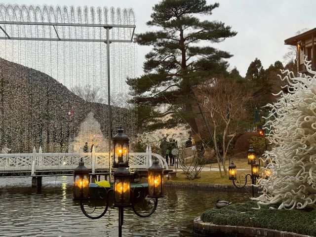 Hakone Glass Forest Art Museum, it really feels like a fairy tale world ...