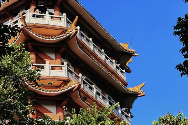 🏯 Guangzhou's Secret 5A Spot — Honghu Tower at Luhu Park | Trip.com ...