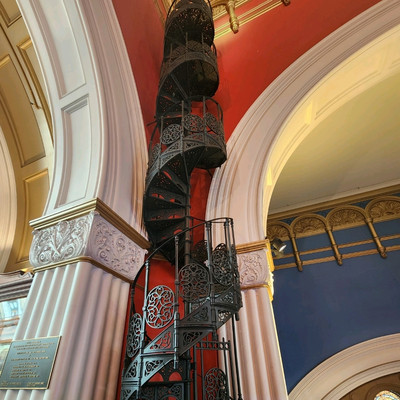 Front View Qvb