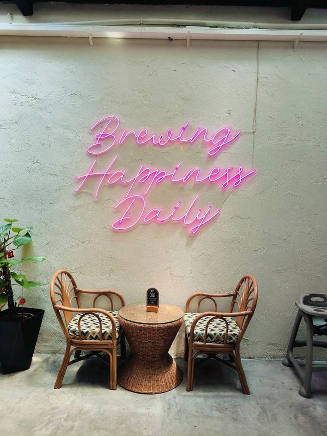 Must Visit in Penang - Reggae Cafe | Trip.com George Town