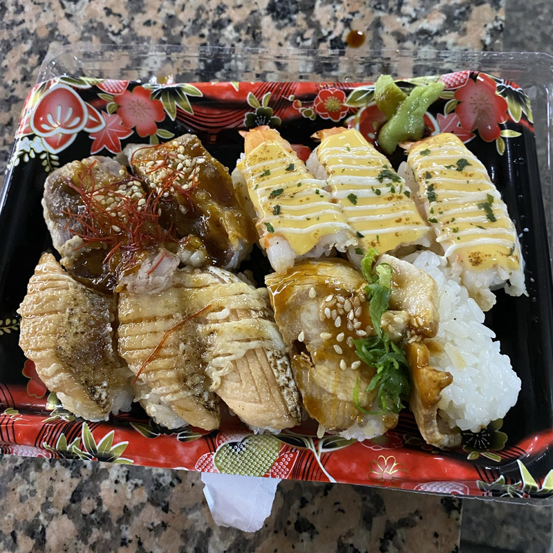 Sushi Take Out 🍱🍣 ของดีราคาประหยัดที่ไต้หวัน | Trip.com ไทเป